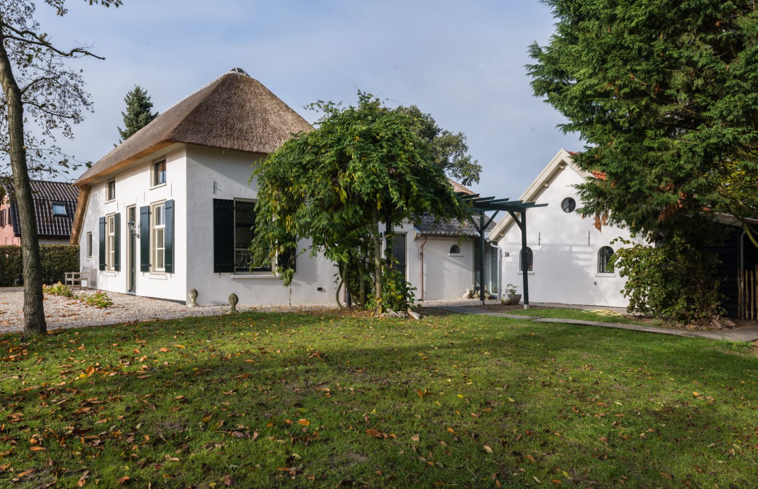Karakteristiek monumentale boerderij in de Betuwe | Verbouw & Renovatie ...